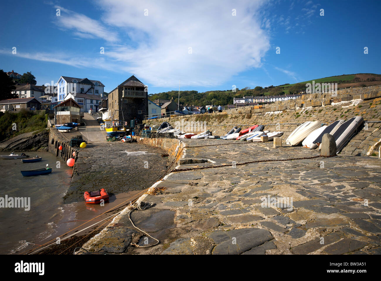 New Quay Cerdgn Wales UK Harbour Harbor Quay Sea Wall Stock Photo - Alamy