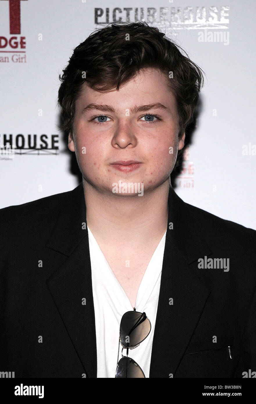 KIT KITTREDGE: AN AMERICAN GIRL Premiere Stock Photo - Alamy