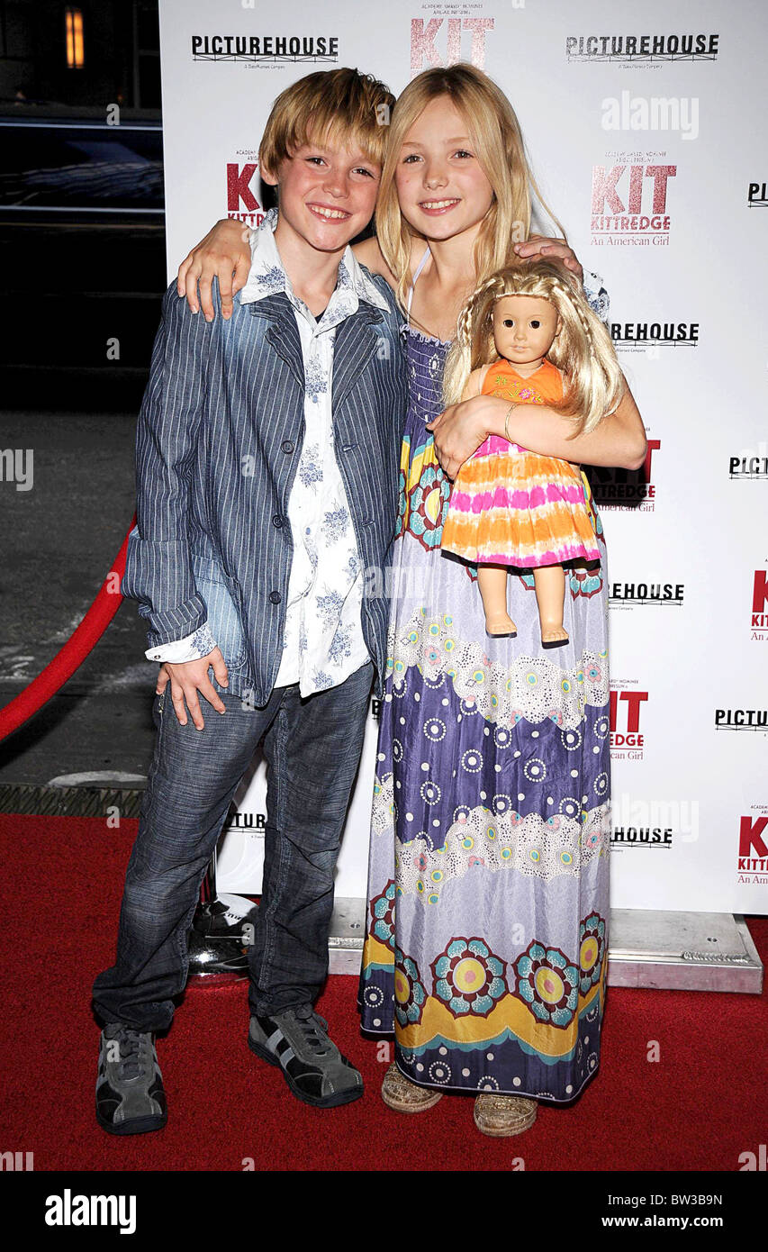 American girl doll kittredge hi-res stock photography and images - Alamy