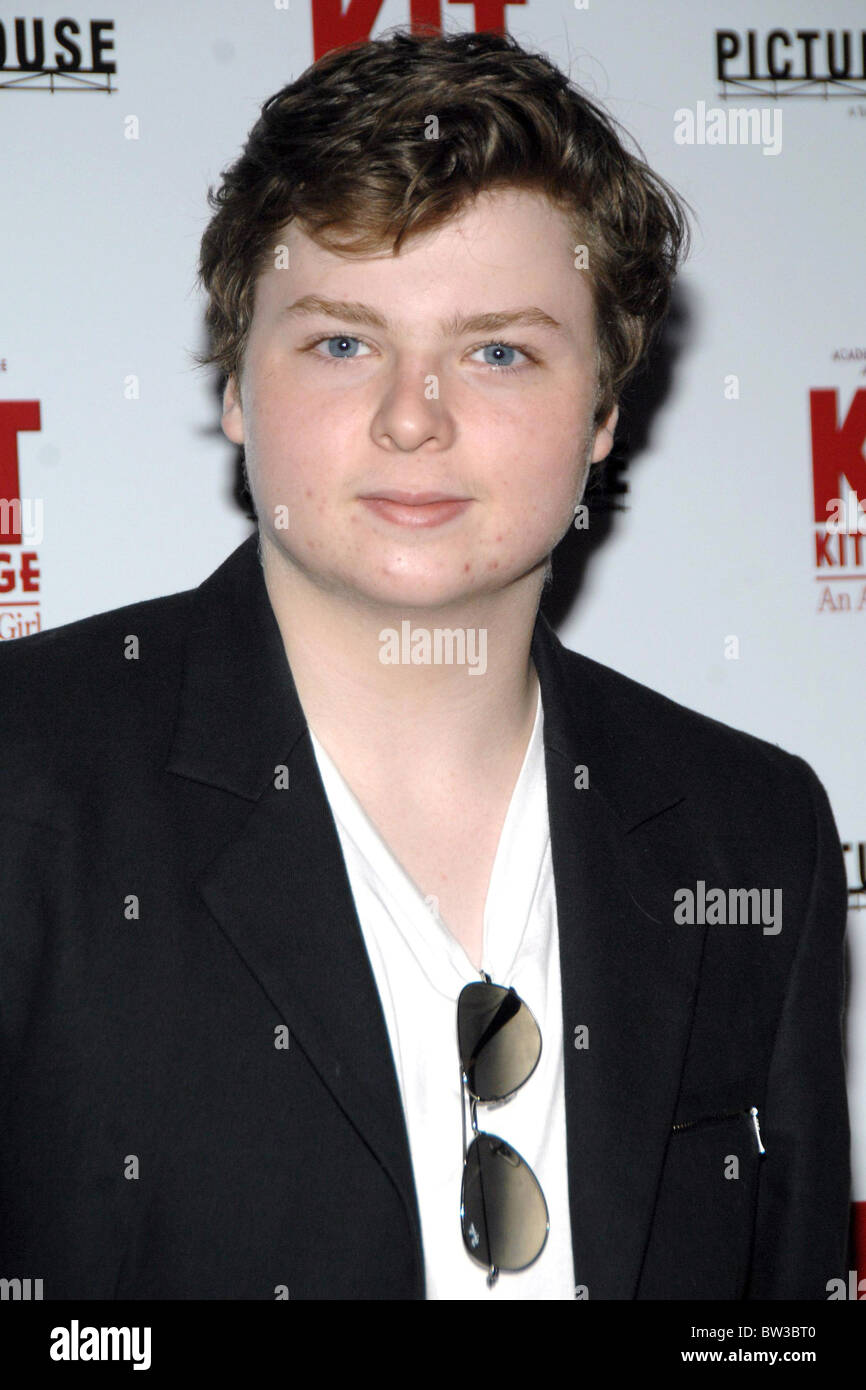 Premiere of KIT KITTREDGE: AN AMERICAN GIRL Stock Photo - Alamy