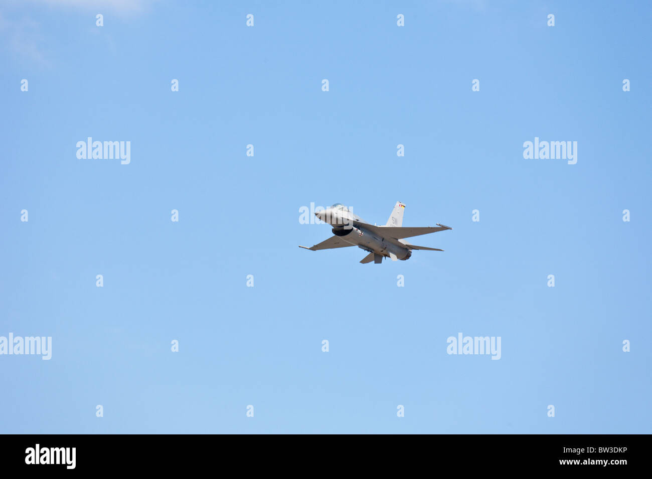 F 16 viper hi-res stock photography and images - Alamy