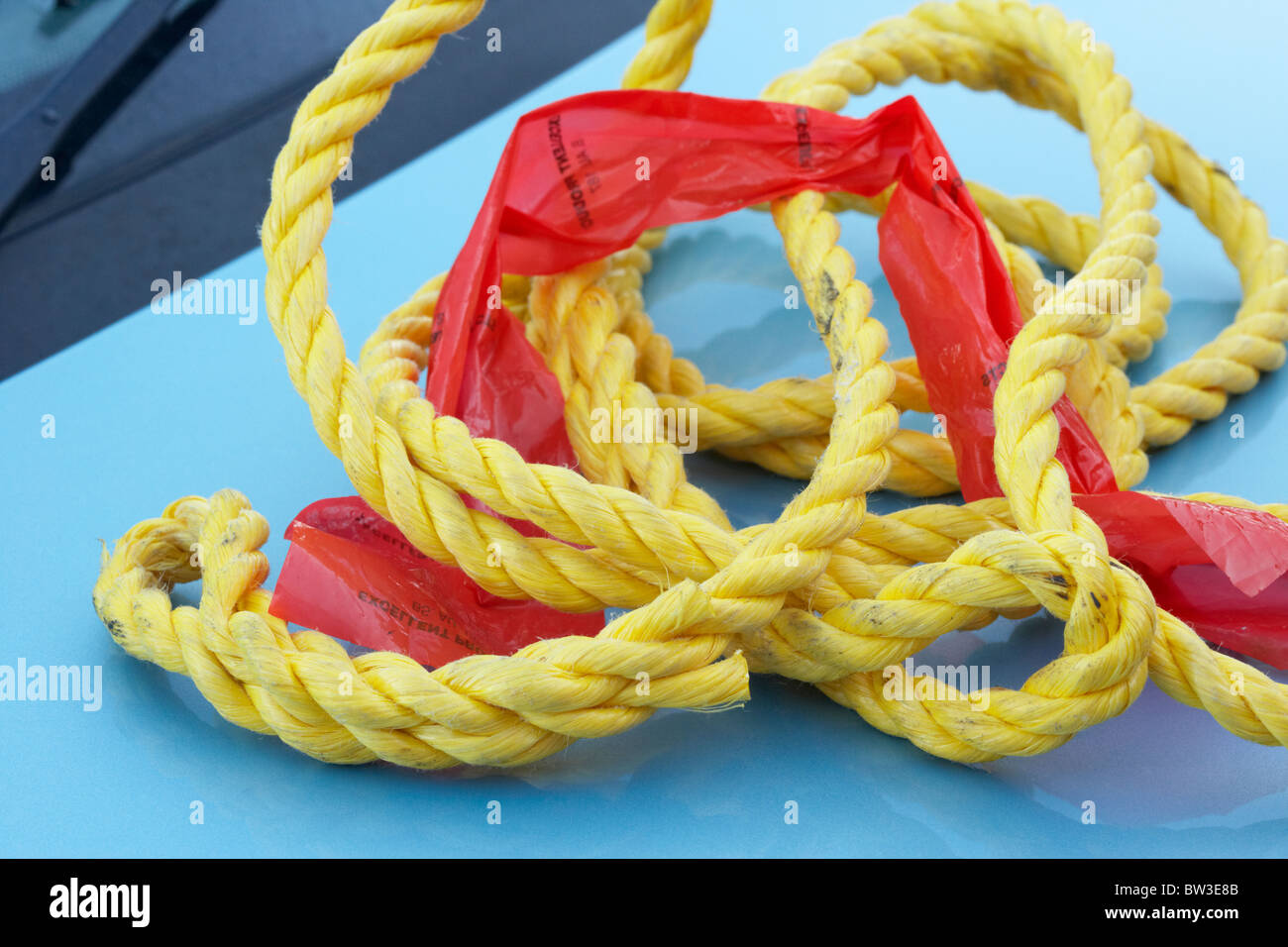 Tow rope hi-res stock photography and images - Alamy