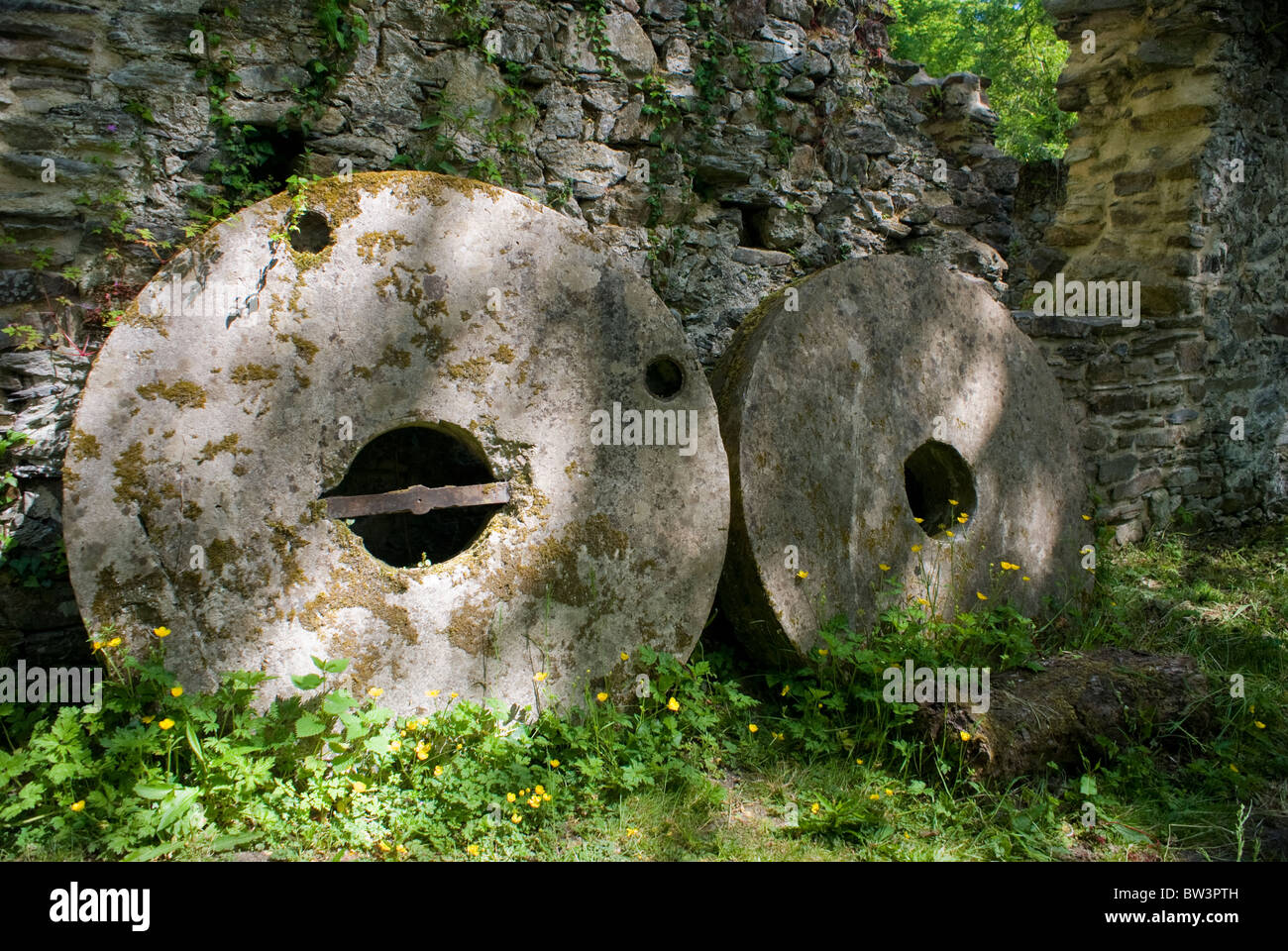 Grinding stones hi-res stock photography and images - Alamy