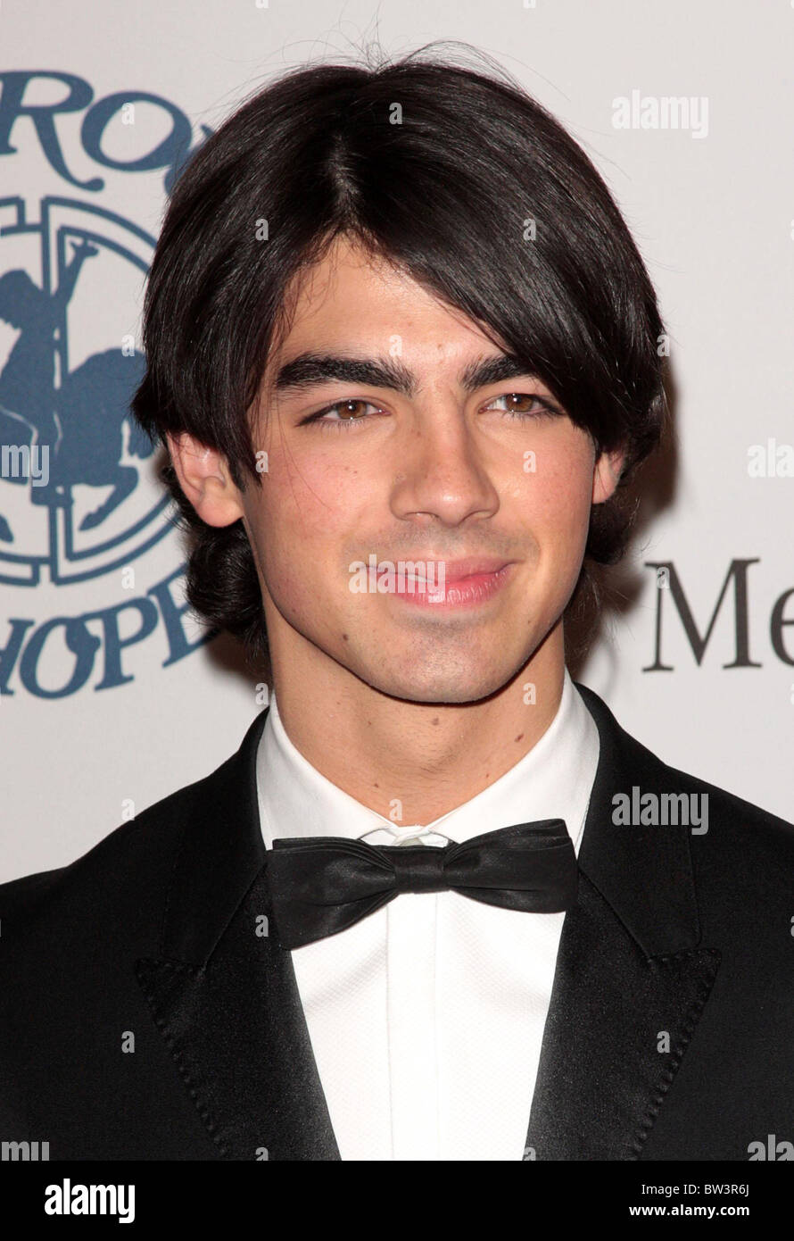 The 30th Anniversary Carousel of Hope Ball Stock Photo - Alamy