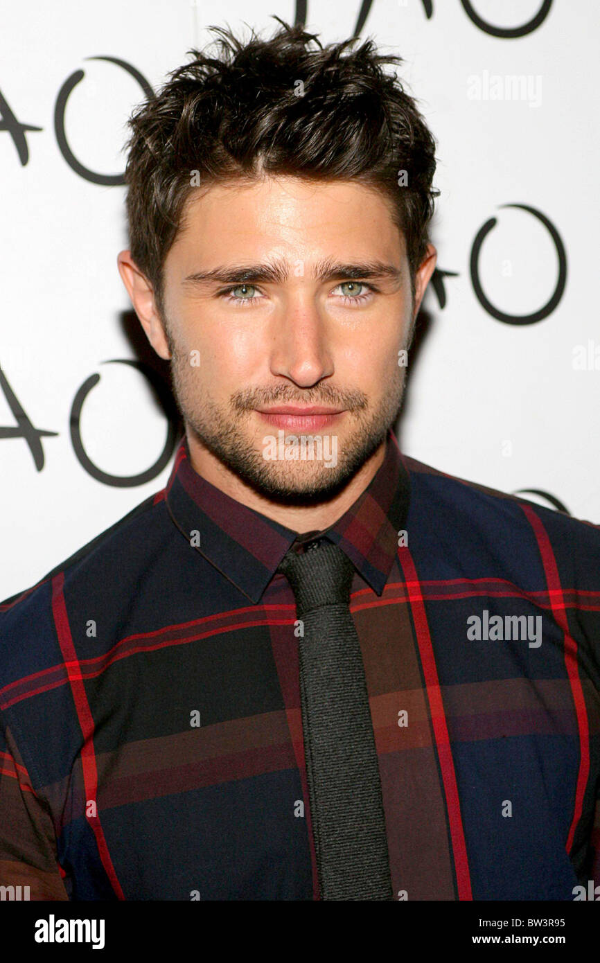 Matt dallas hi-res stock photography and images - Alamy