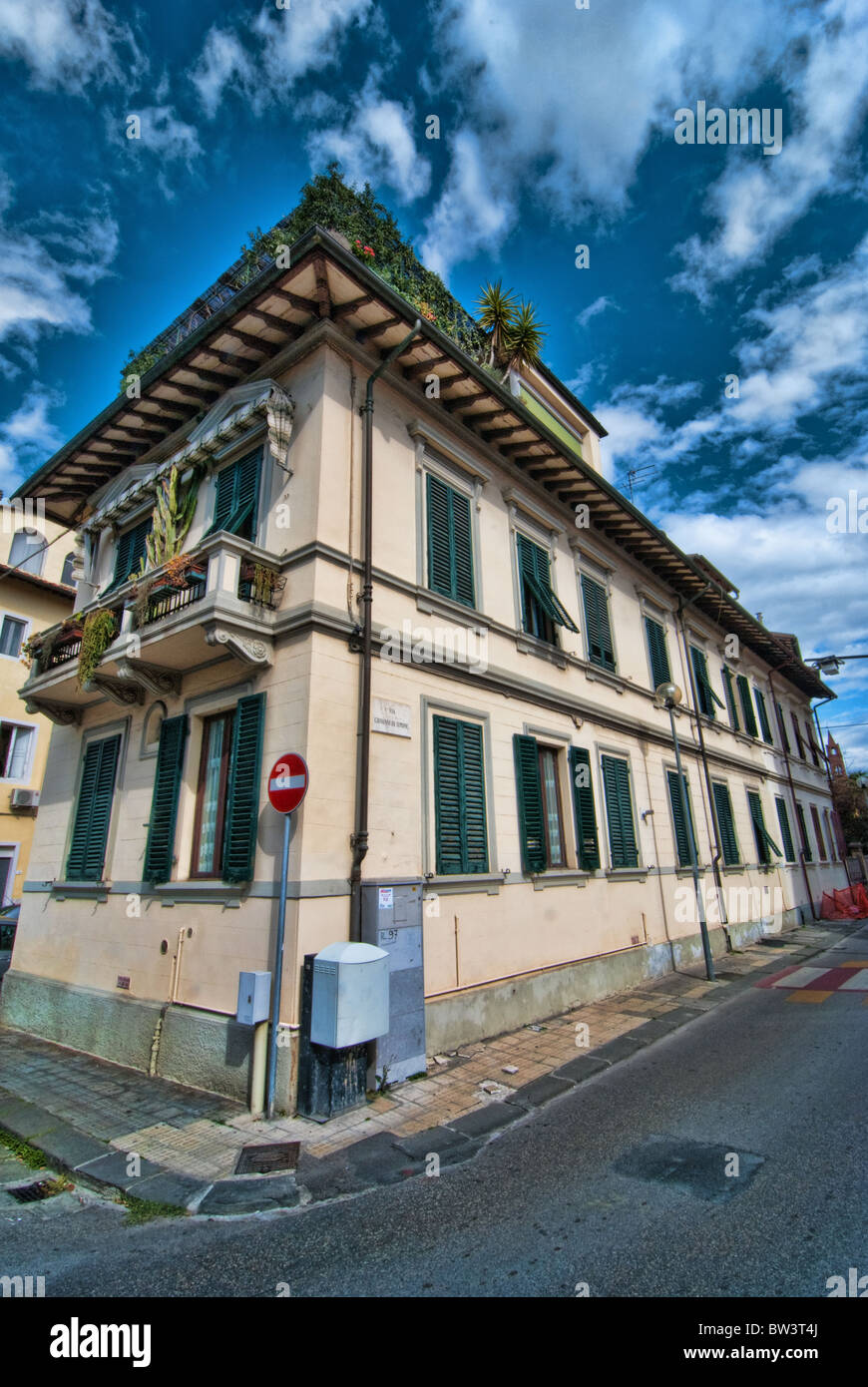 Typical Ancient Building in Pisa, Italy Stock Photo - Alamy