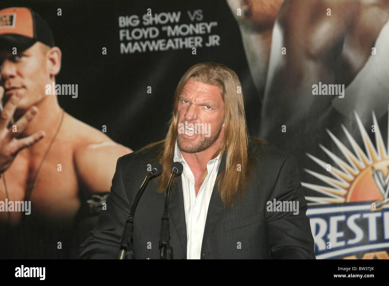 WWE Superstars WrestleMania Press Conference Stock Photo - Alamy