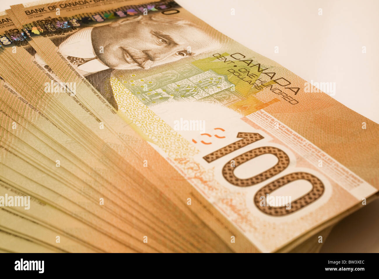 One Hundred Thousand Dollar Bill High Resolution Stock Photography and ...