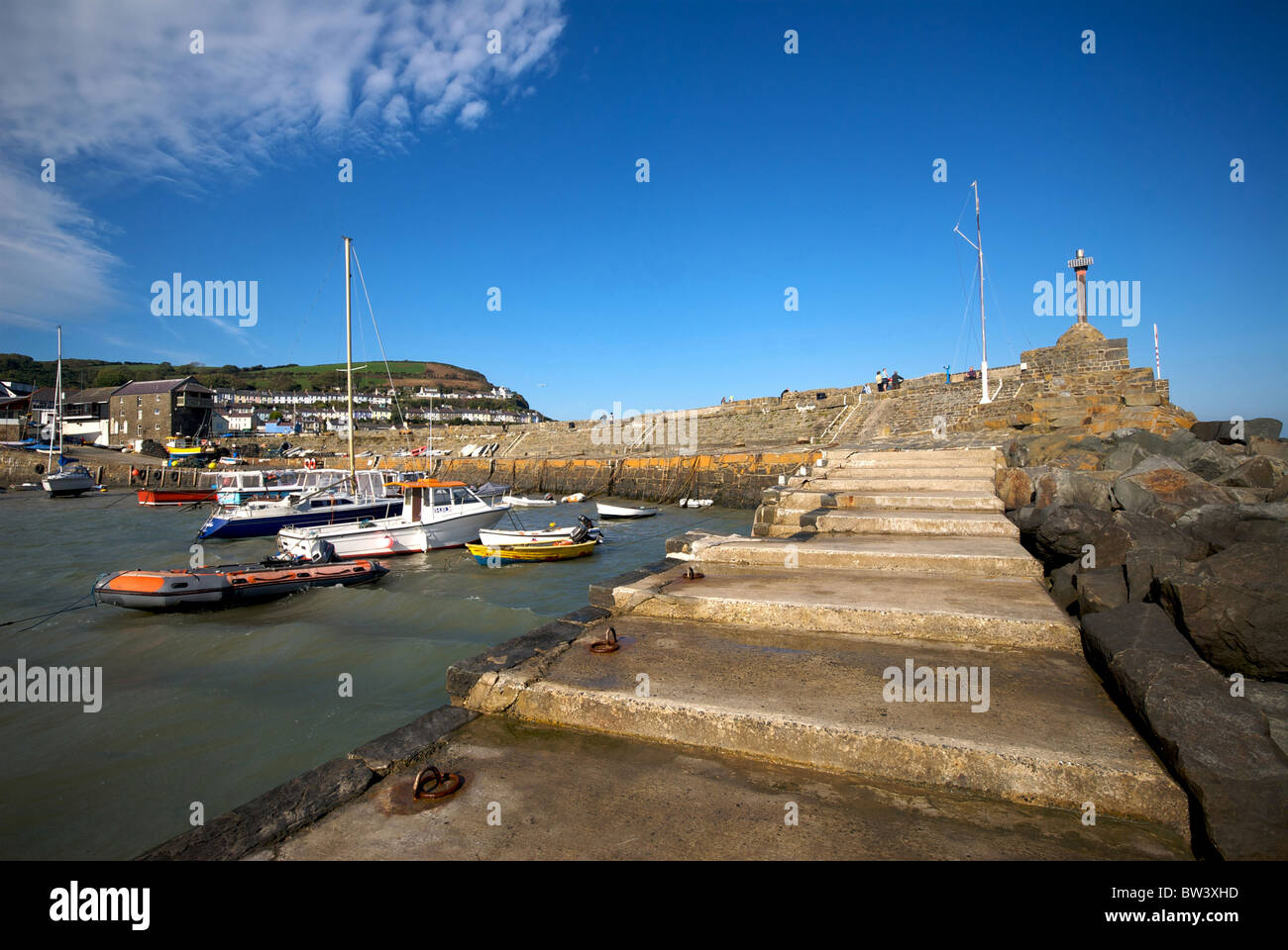New Quay Cerdgn Wales UK Harbour Harbor Quay Sea Wall Stock Photo - Alamy
