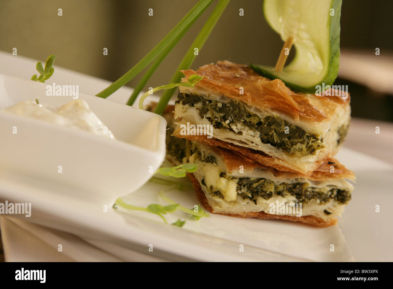 Food being plated hi-res stock photography and images - Alamy