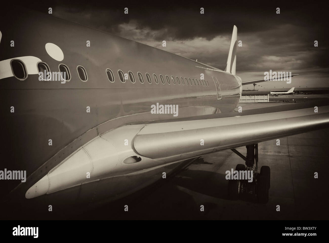Aircraft take off hi-res stock photography and images - Alamy