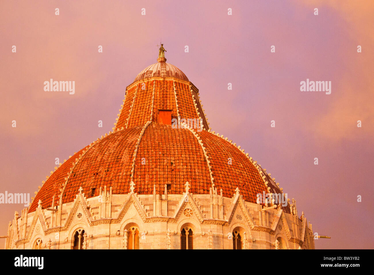 Sunset Lights and Colors in Piazza dei Miracoli, Pisa, Italy Stock ...
