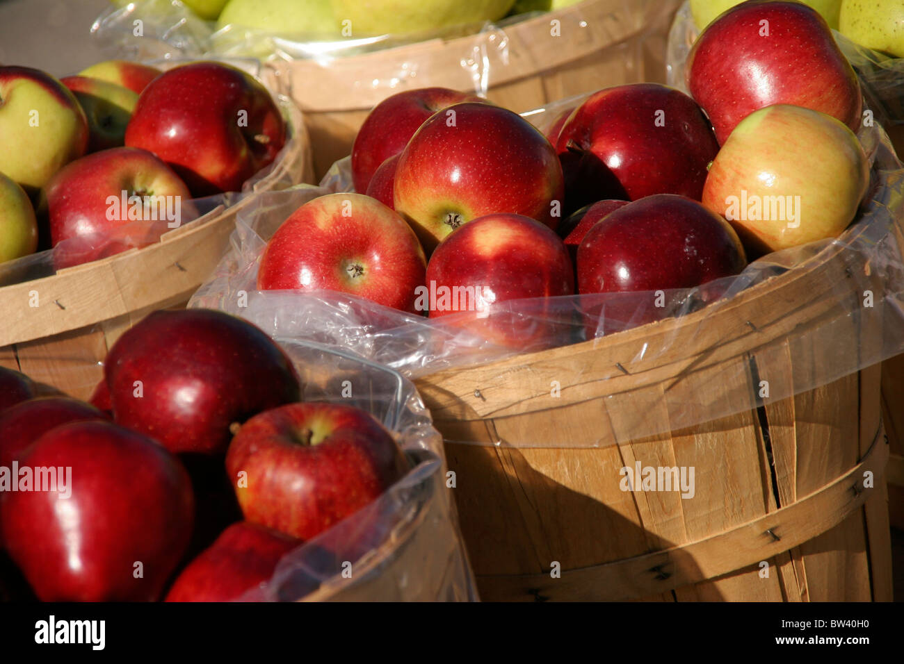 Bushels hi-res stock photography and images - Alamy