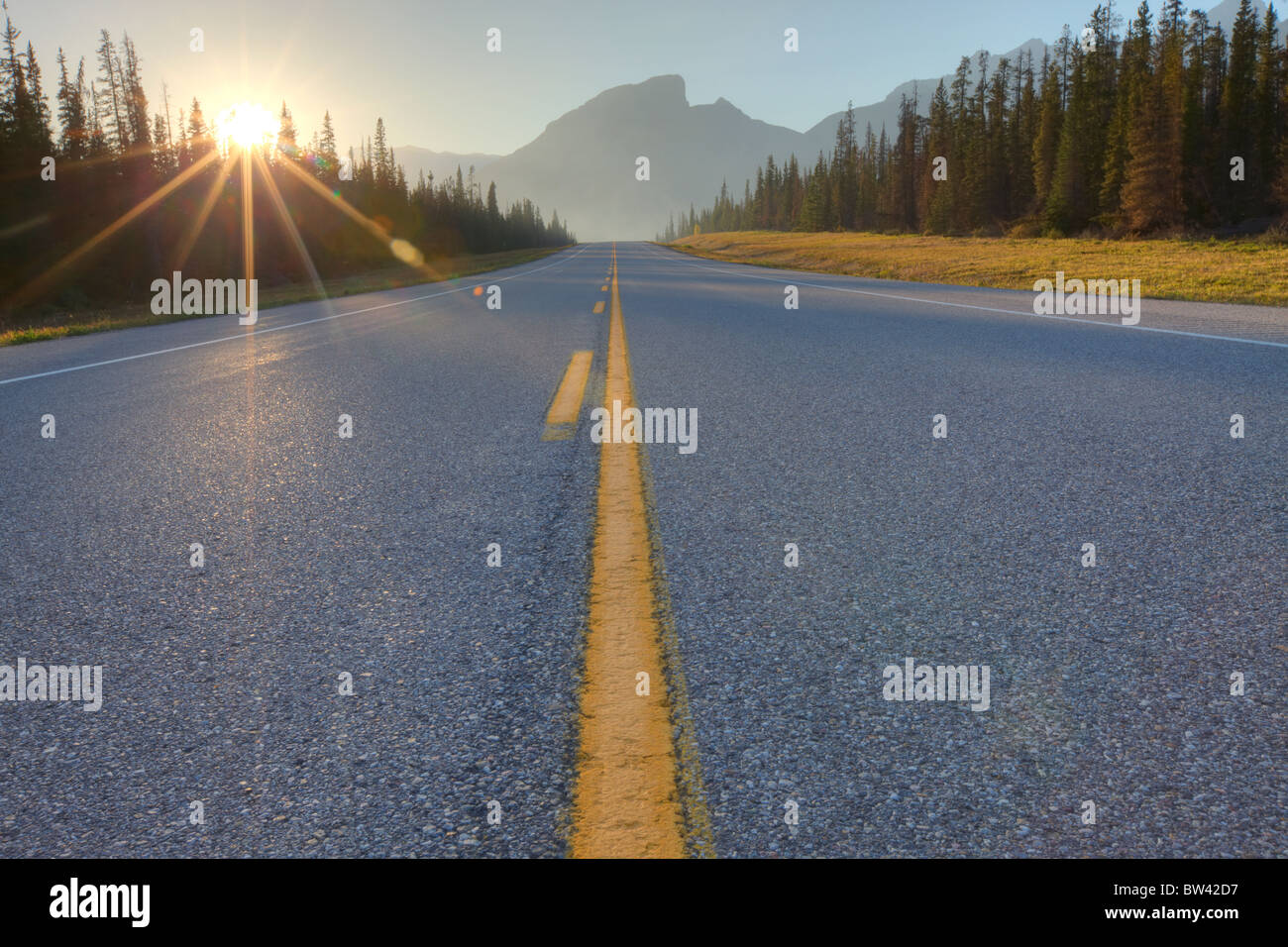 David thompson highway hi-res stock photography and images - Alamy