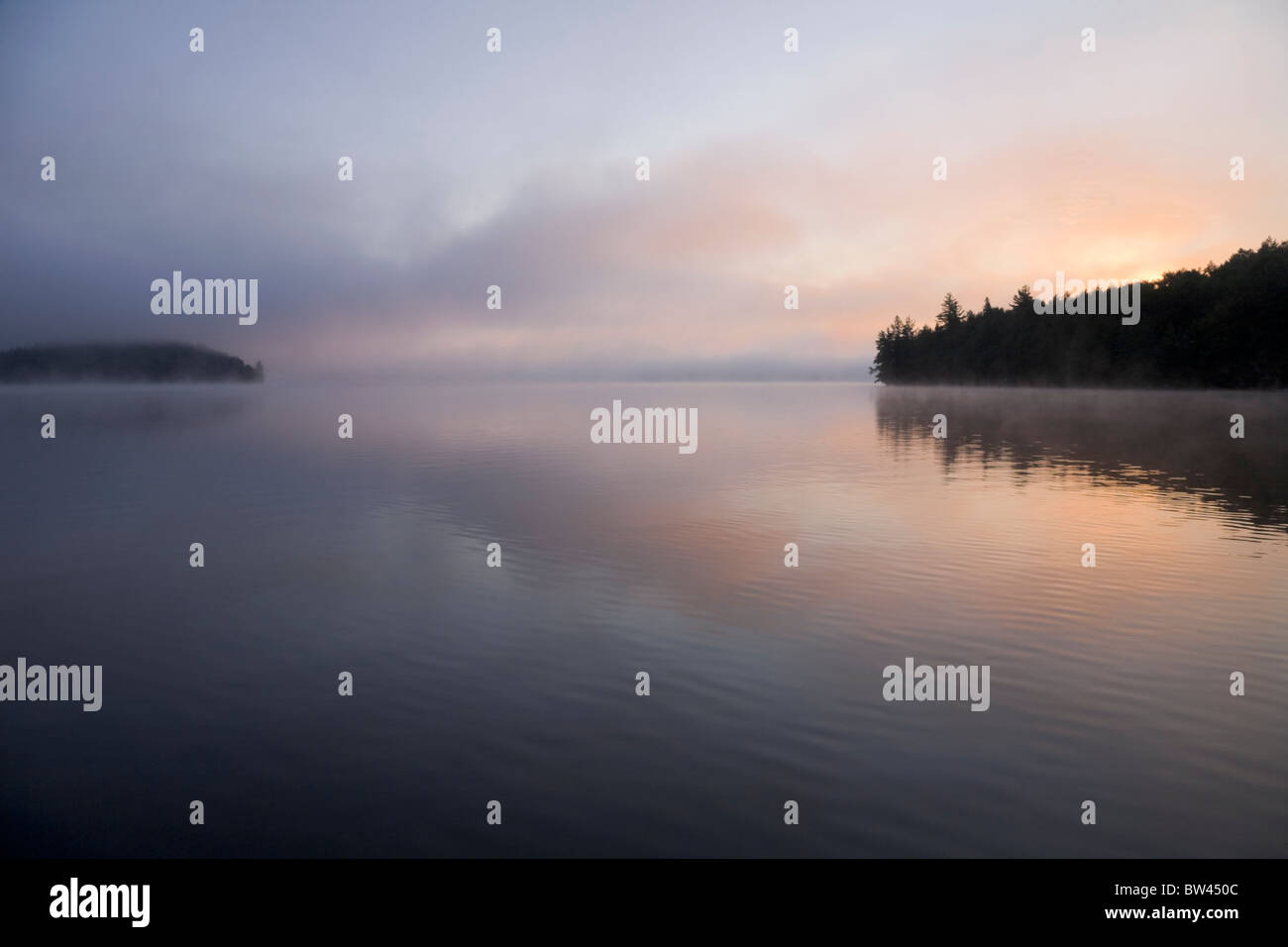 Sunrise over a lake hi-res stock photography and images - Alamy