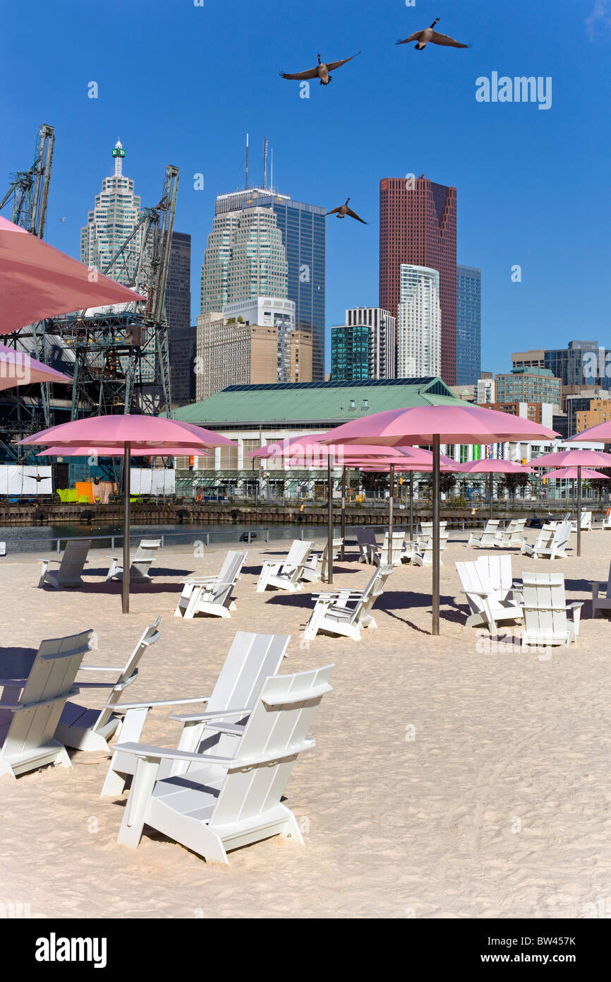 Toronto beach umbrella hi-res stock photography and images - Alamy