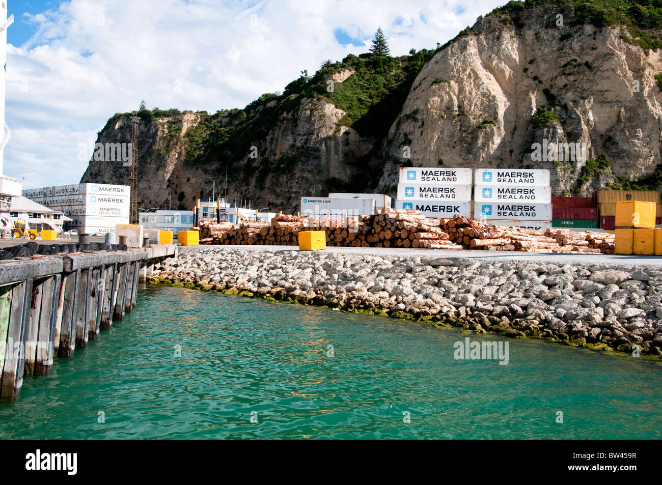 Port of Napier,North Island,New Zealand,Containers,Timber awaiting ...