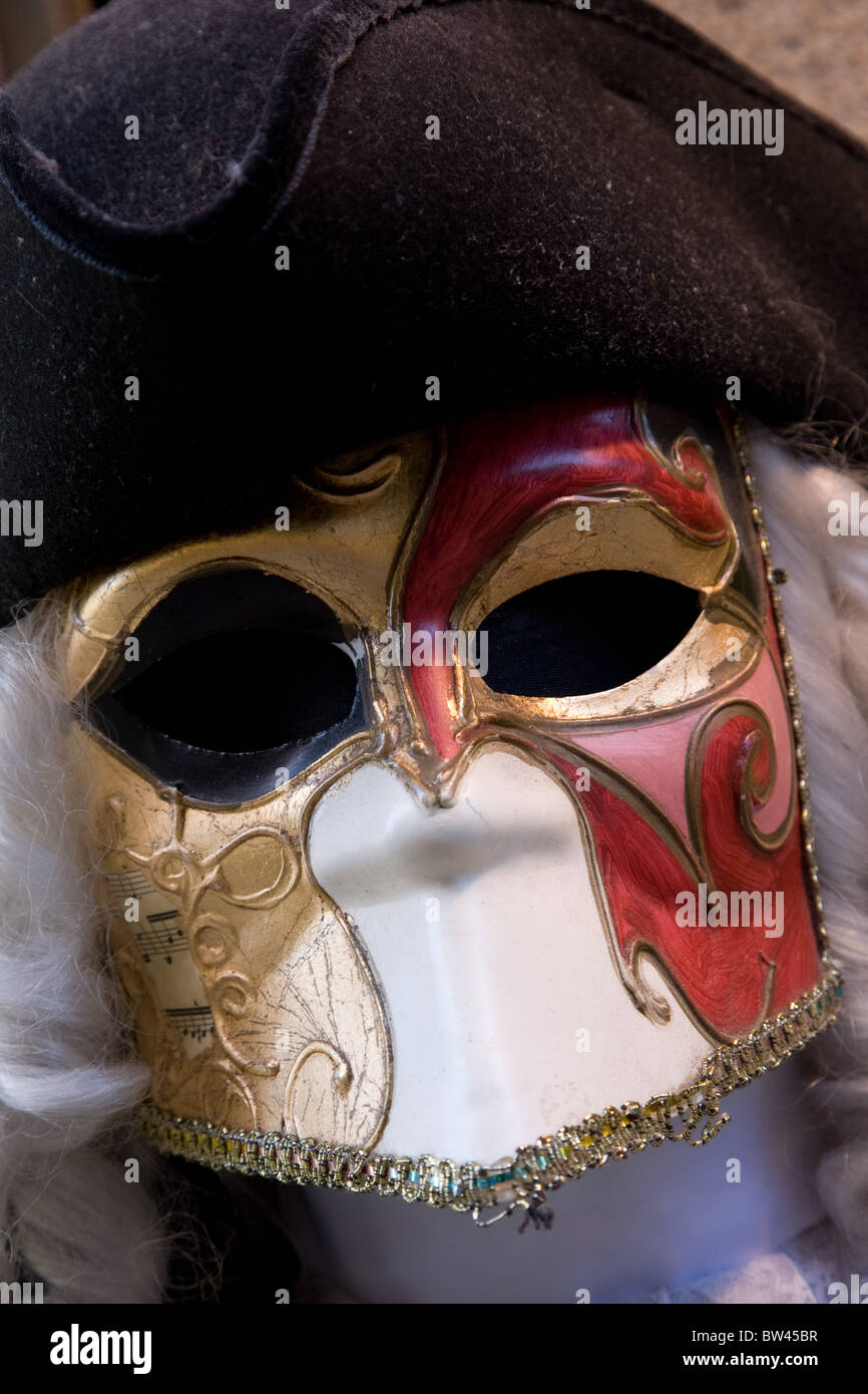 Venetian Masks stall mask costume ball venice italy Stock Photo - Alamy