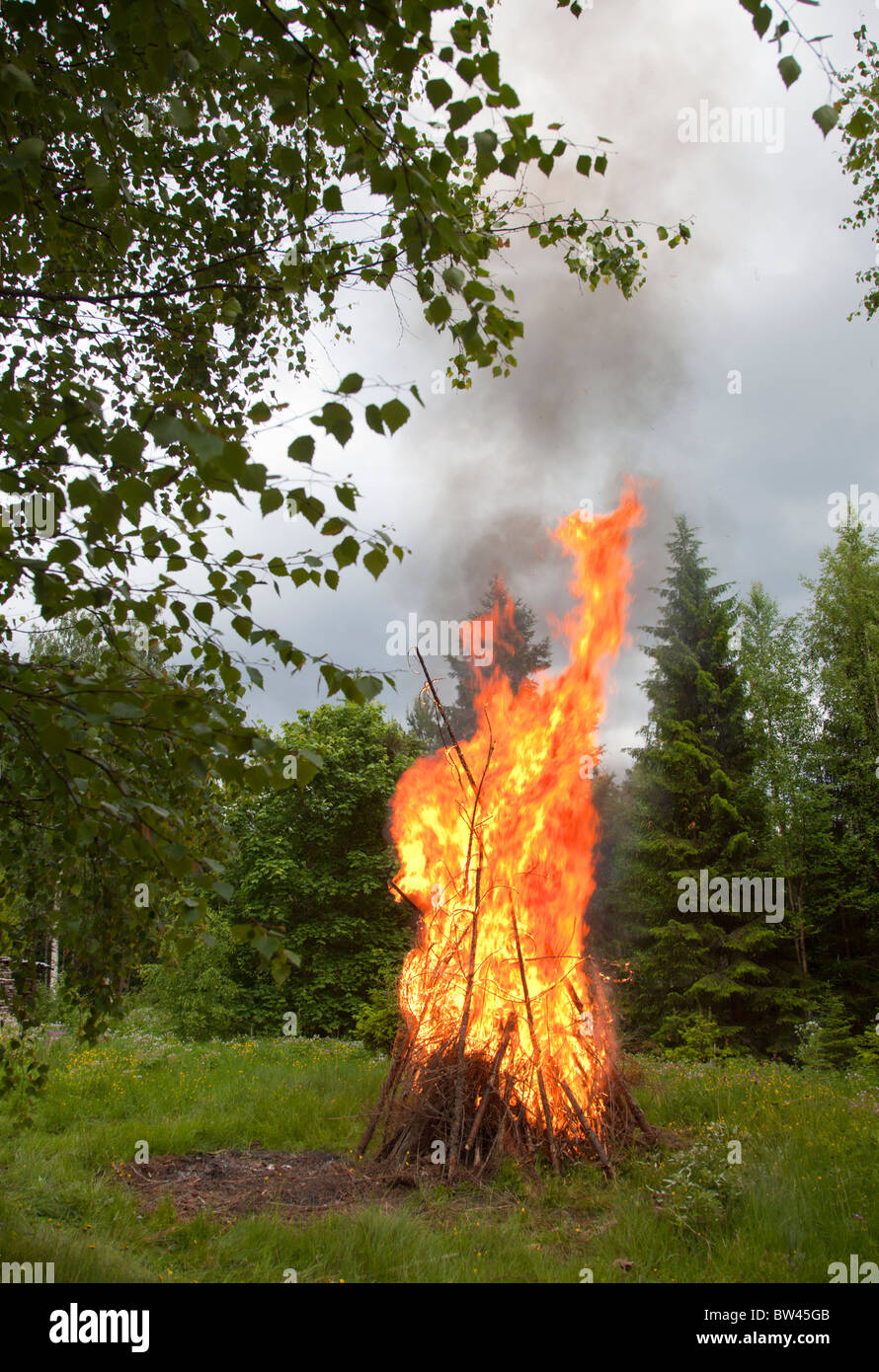 Flaming pyre hi-res stock photography and images - Alamy