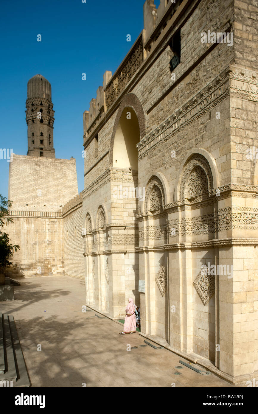 Al sharia mosque hi-res stock photography and images - Alamy
