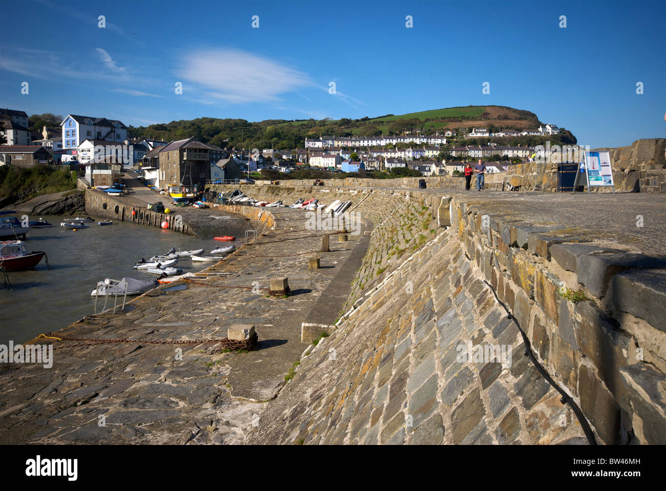 New Quay Cerdgn Wales UK Harbour Harbor Quay Sea Wall Stock Photo - Alamy