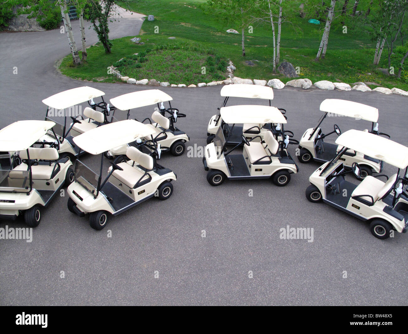 Golf carts hi-res stock photography and images - Alamy