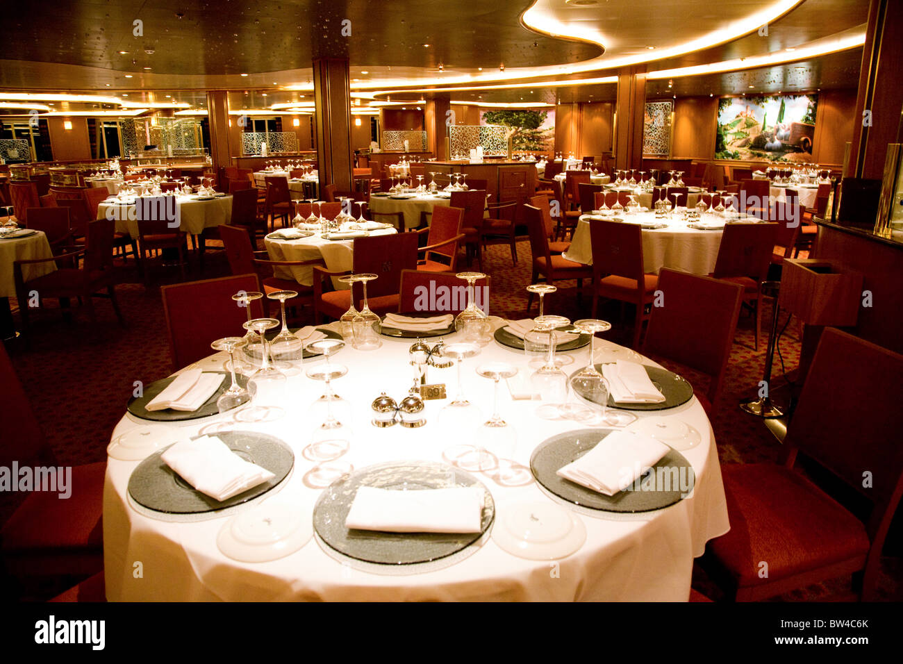 Meridian Restaurant Azura Ship table seating Stock Photo - Alamy