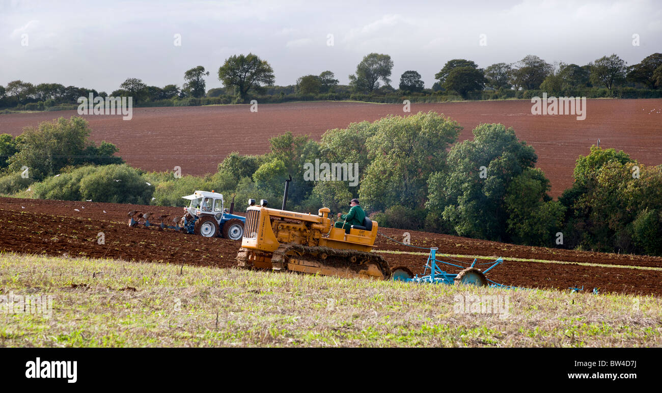 Caterpillar tractor agriculture hi-res stock photography and images - Alamy