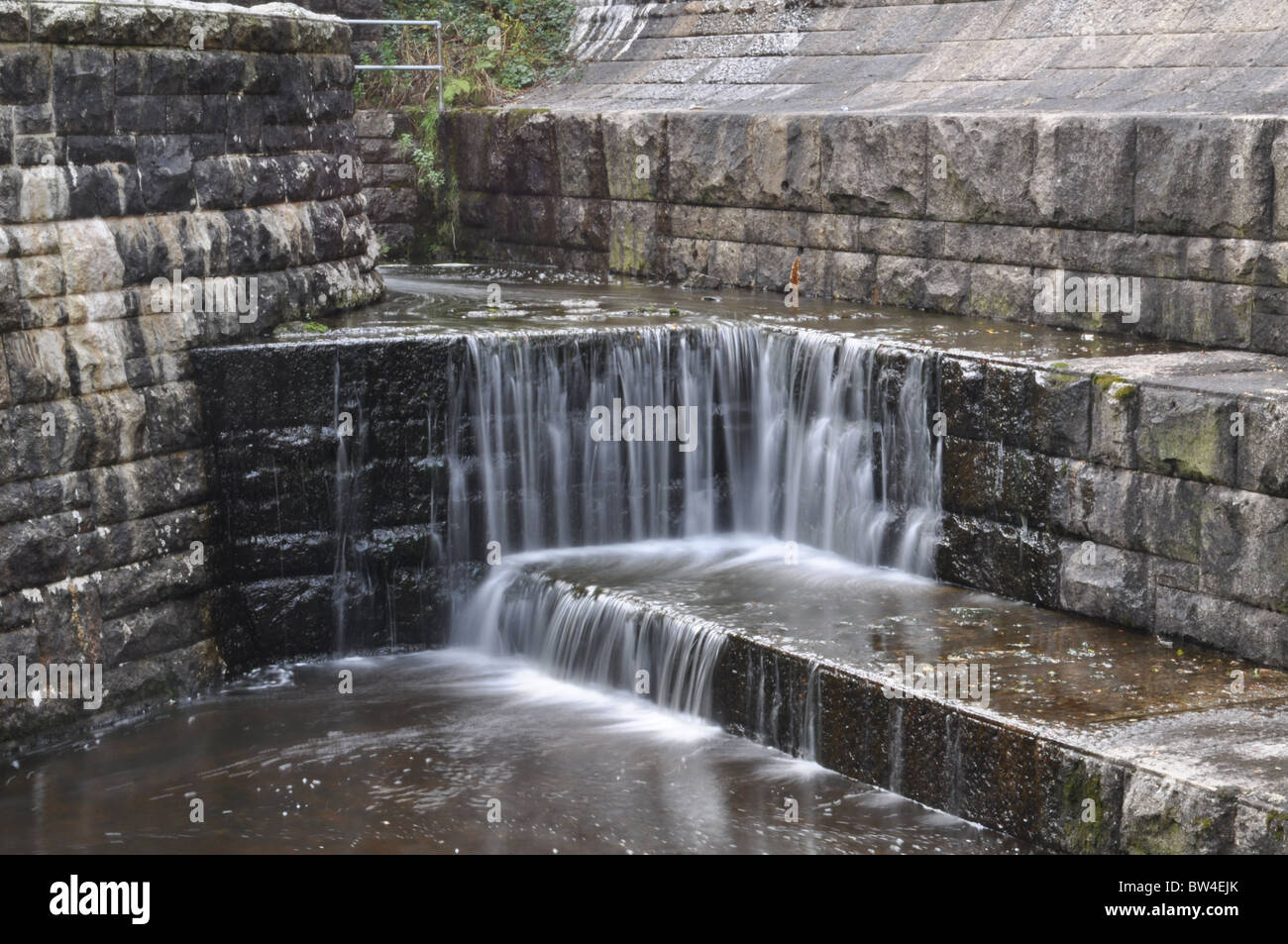 Burrator reservoir waterfall hi-res stock photography and images - Alamy