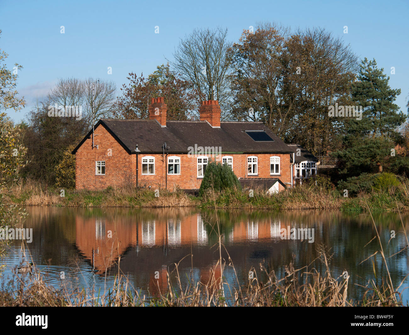 Solar panel house countryside house uk hi-res stock photography and ...