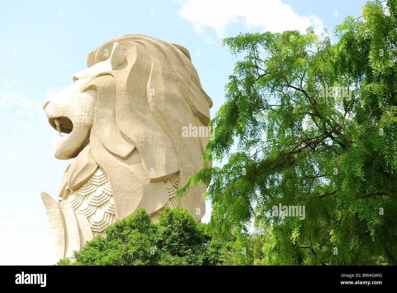 The Merlion statue in Singapore Stock Photo - Alamy