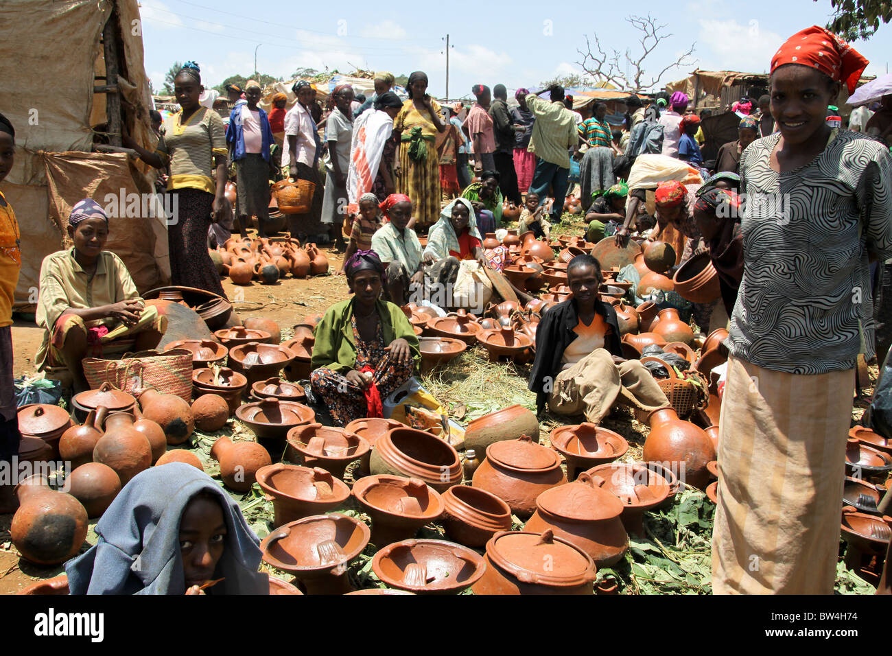 Africa, Ethiopia, Omo region, Chencha village, Dorze tribe market Stock ...