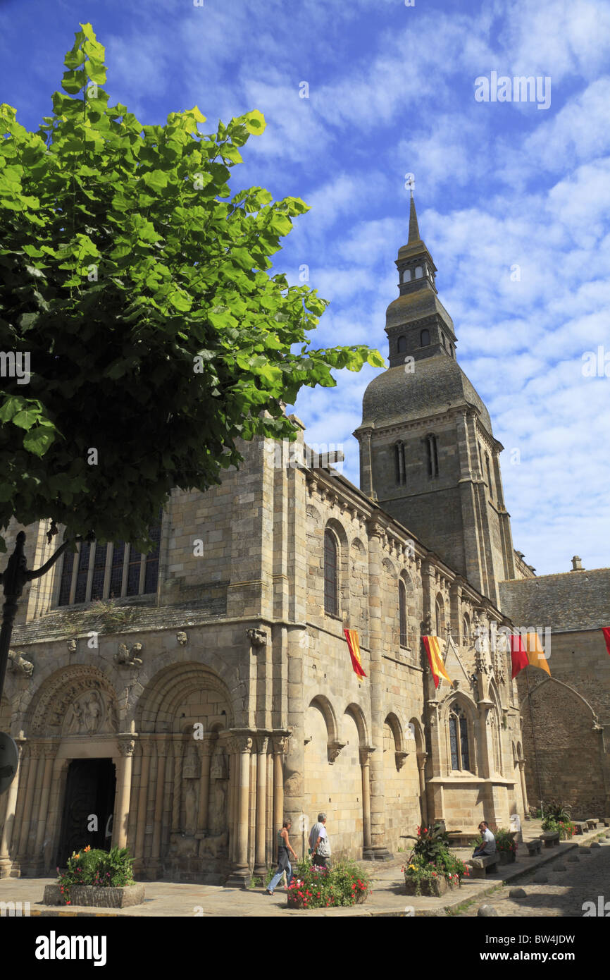 The Church of St Sauveur in the beautiful medieval town of Dinan ...
