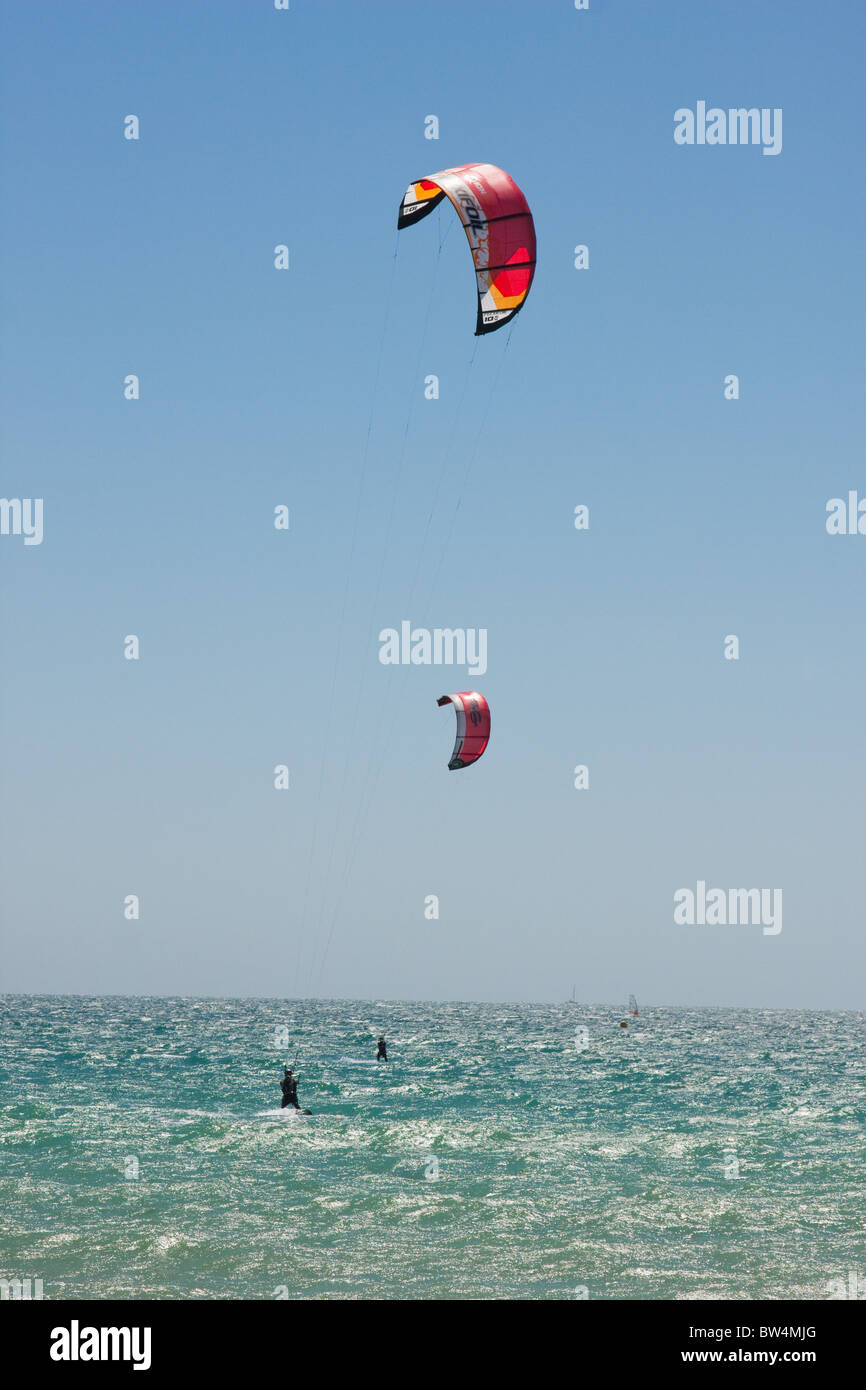 Pictures of surfers hi-res stock photography and images - Alamy