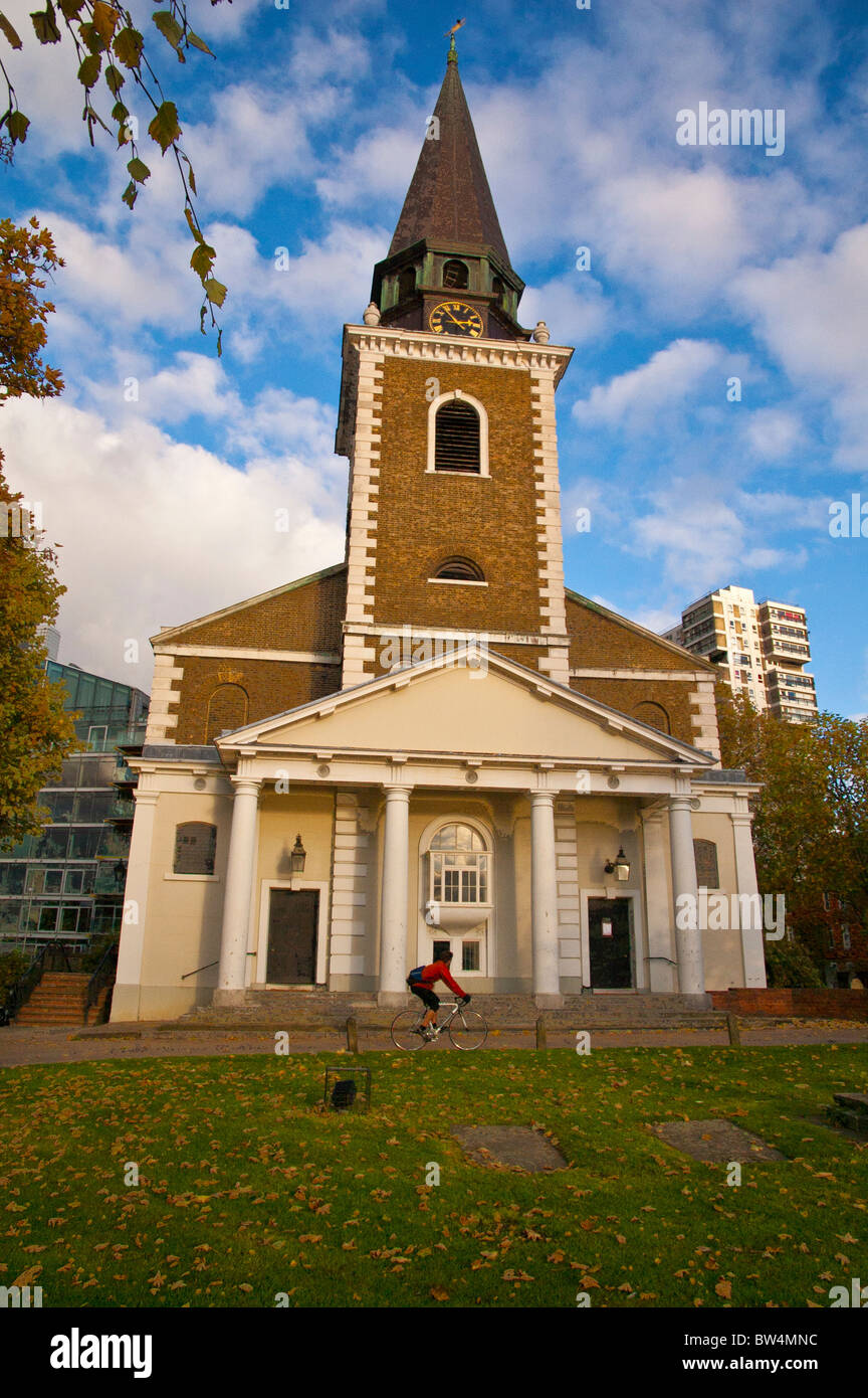 Church in Battersea, London, England Stock Photo - Alamy