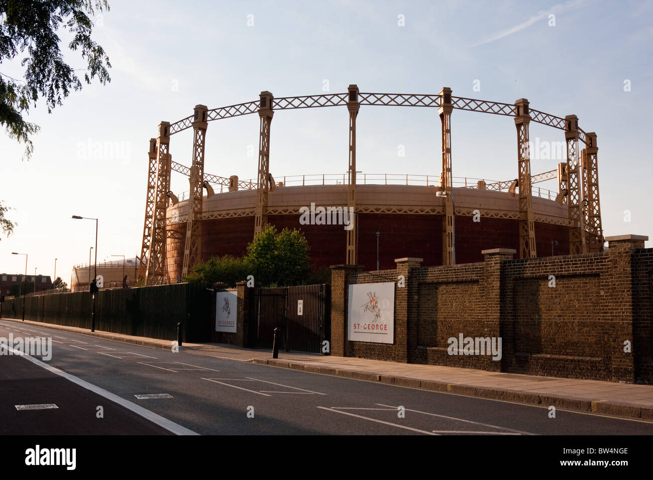 Sands end fulham hi-res stock photography and images - Alamy