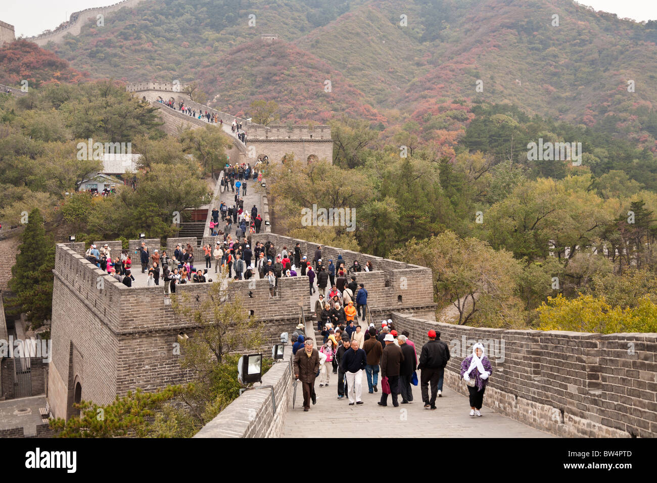 Tourists visiting the Great Wall of China, Badaling, Yanqing County ...
