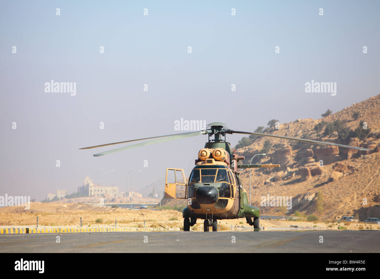 Car king's highway jordan hi-res stock photography and images - Alamy