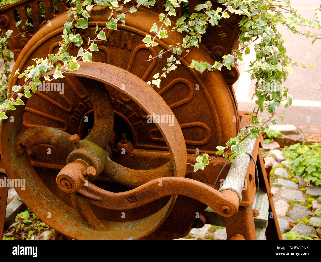 Old Mangle Stock Photos & Old Mangle Stock Images - Alamy