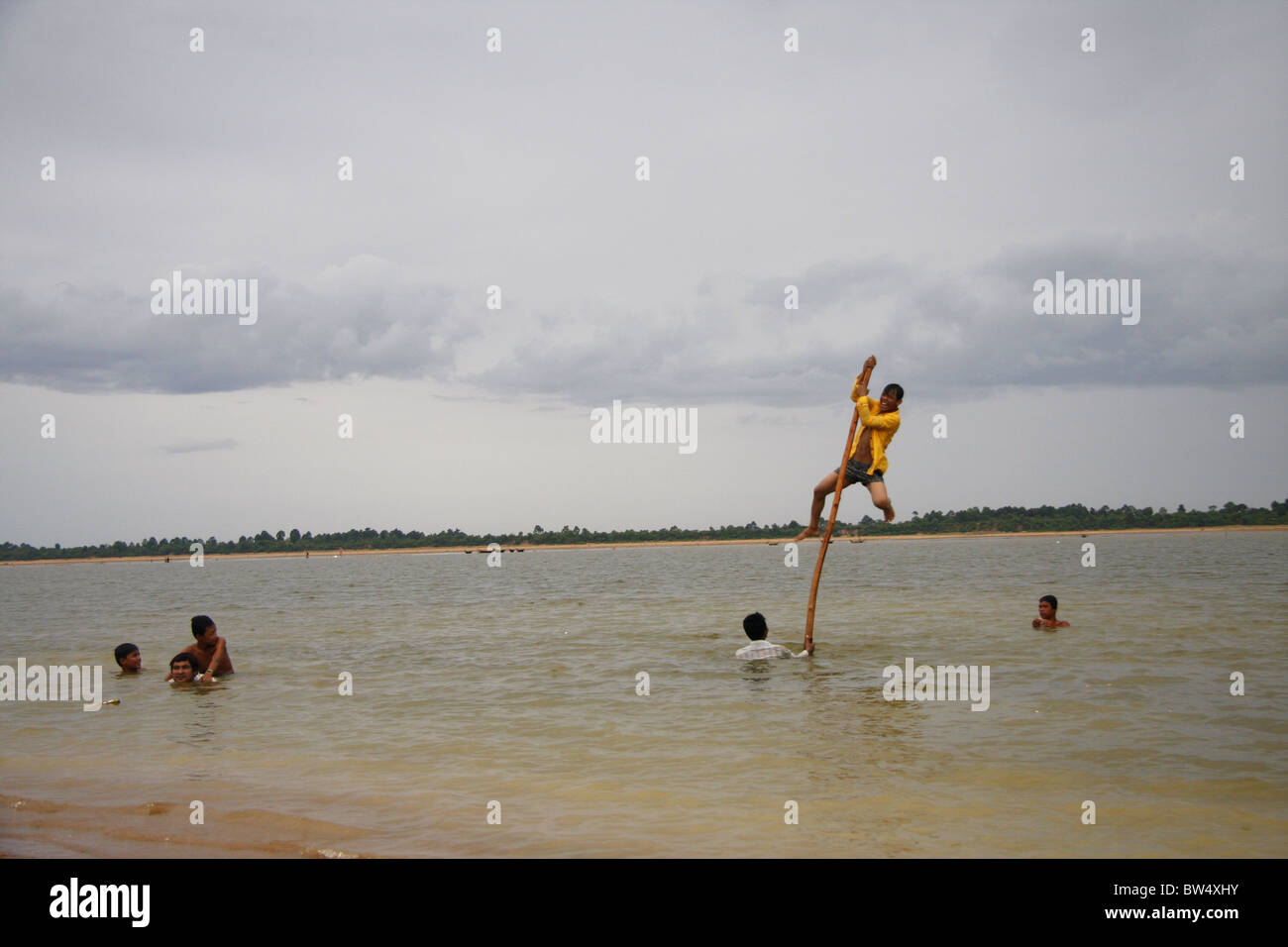 Cambodia water children play hi-res stock photography and images - Alamy