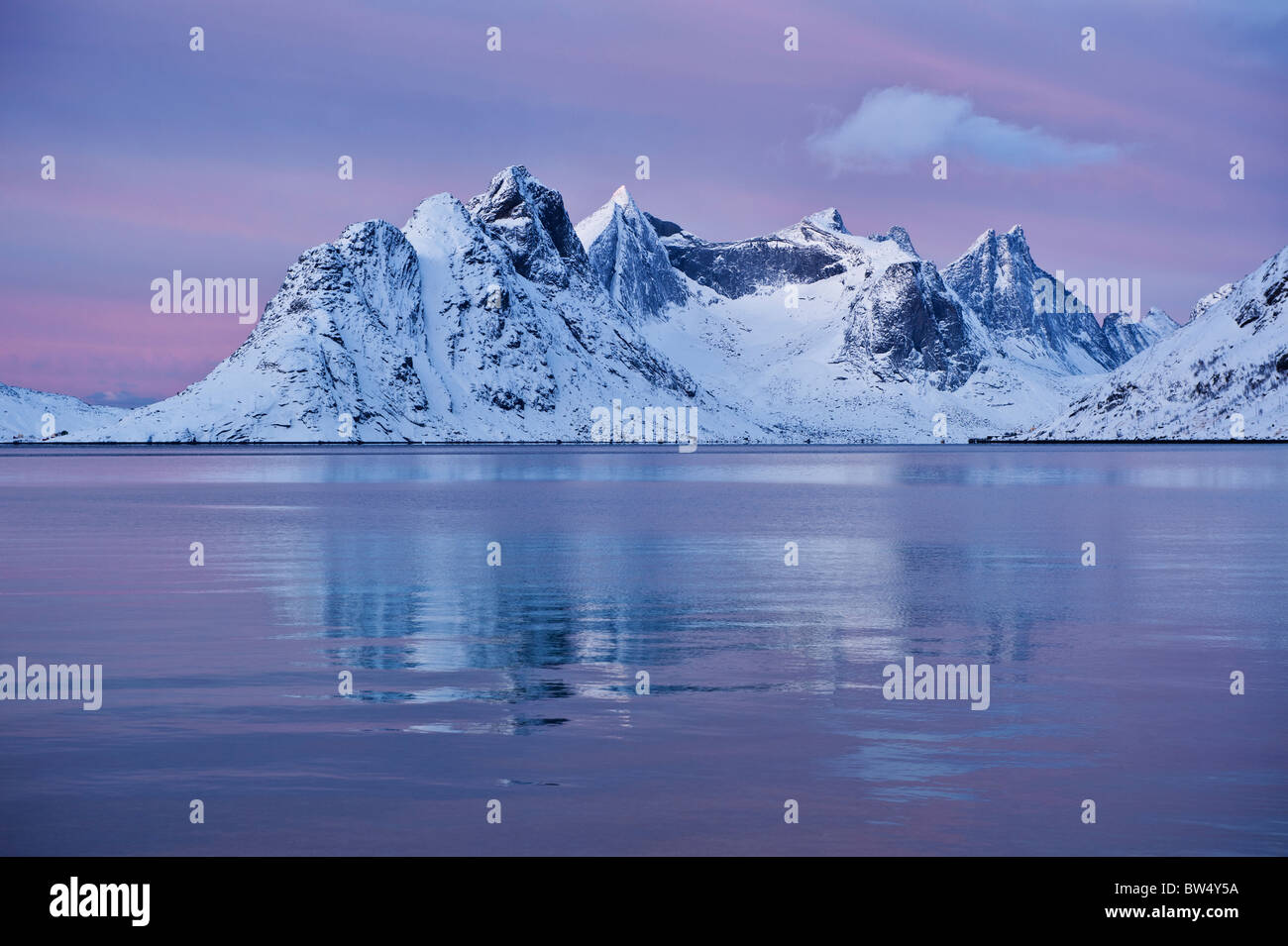 Winter view fjord mountains hi-res stock photography and images - Alamy