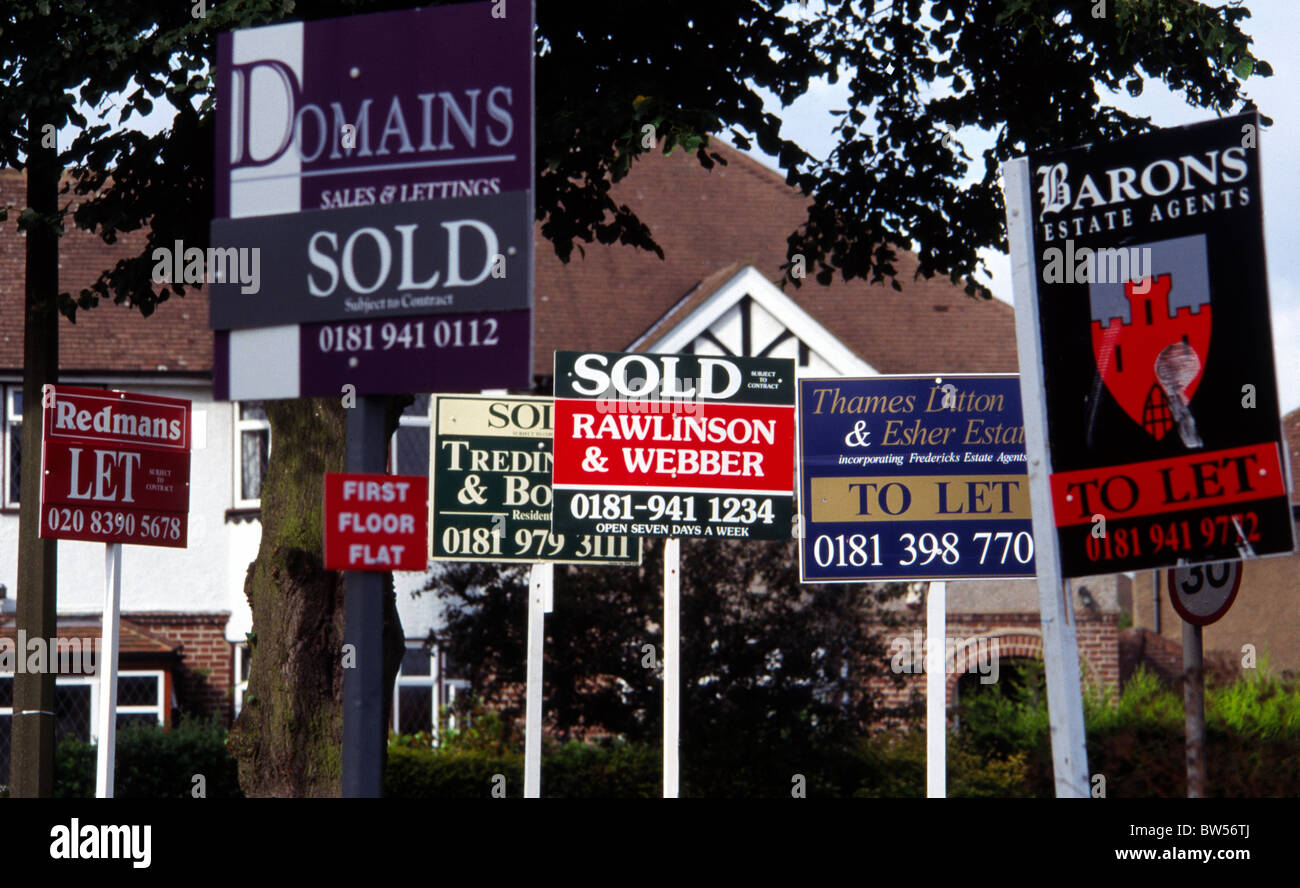 Group Of For Sale & Sold Signs, Day Stock Photo - Alamy