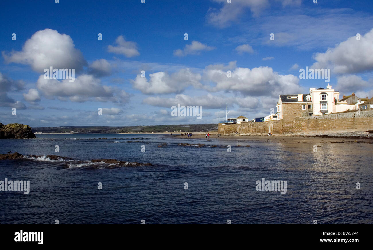Marazion coastal town hi-res stock photography and images - Alamy