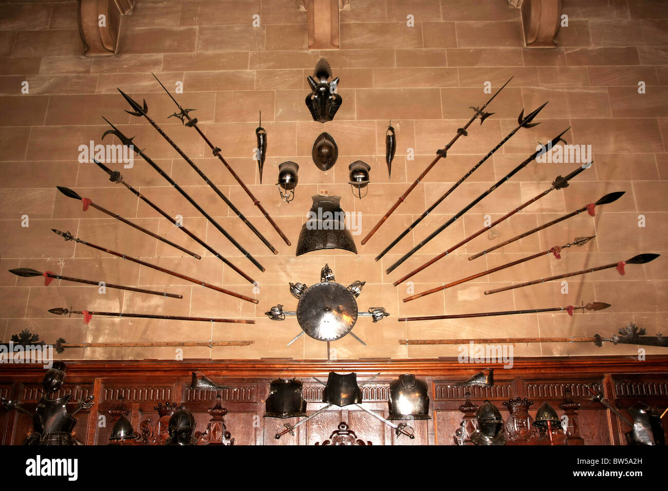 16th Century Swords and Armor on the wall in the Great Hall of Warwick ...