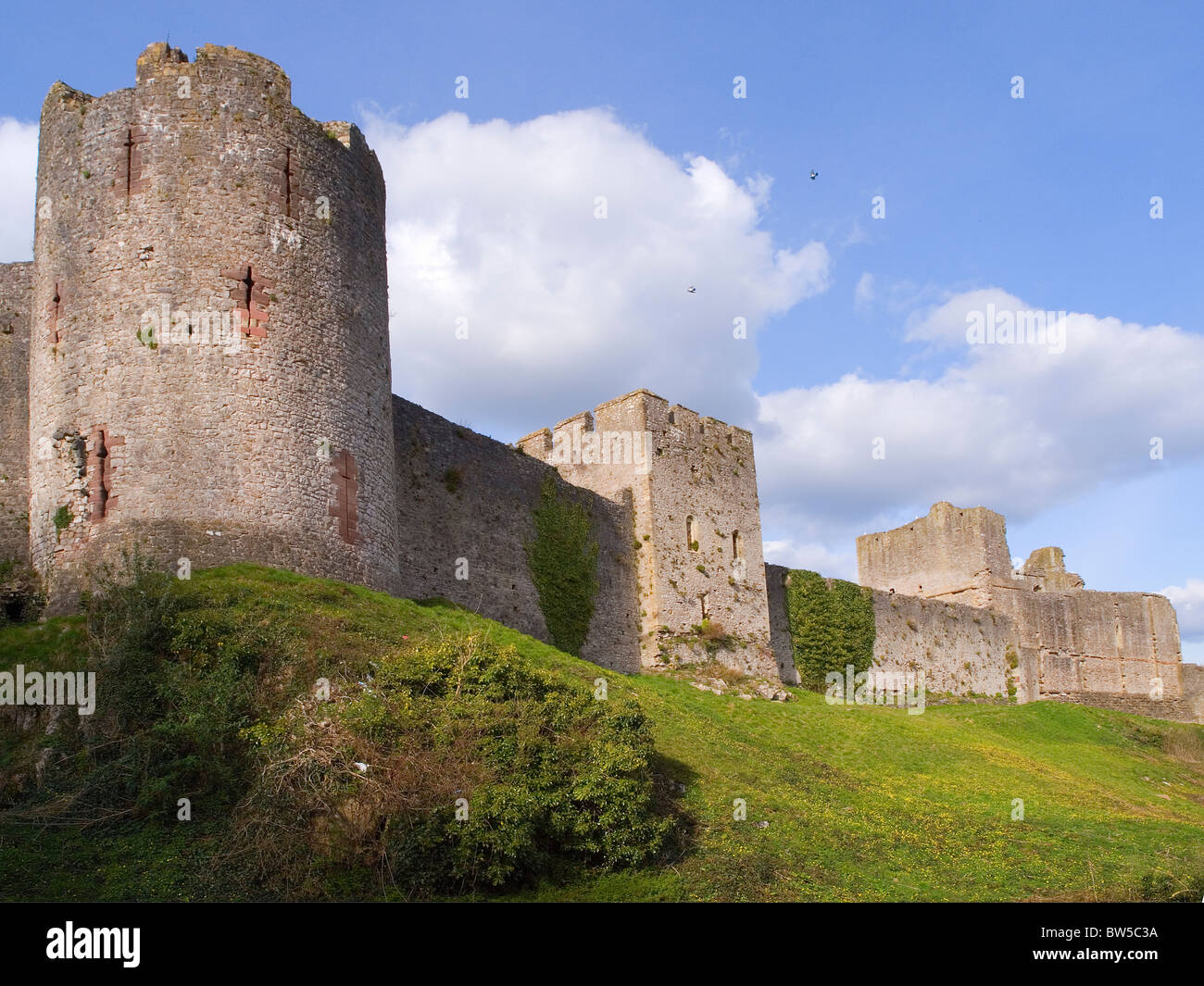 A landscape picture of Chepstow Castle Stock Photo - Alamy