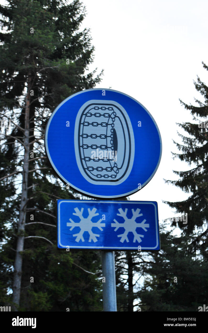 blue road sign danger of snow Stock Photo - Alamy