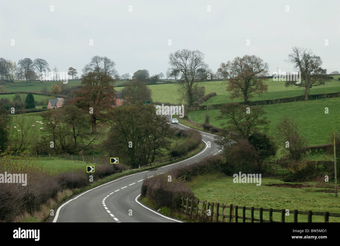 Roads winding hi-res stock photography and images - Alamy