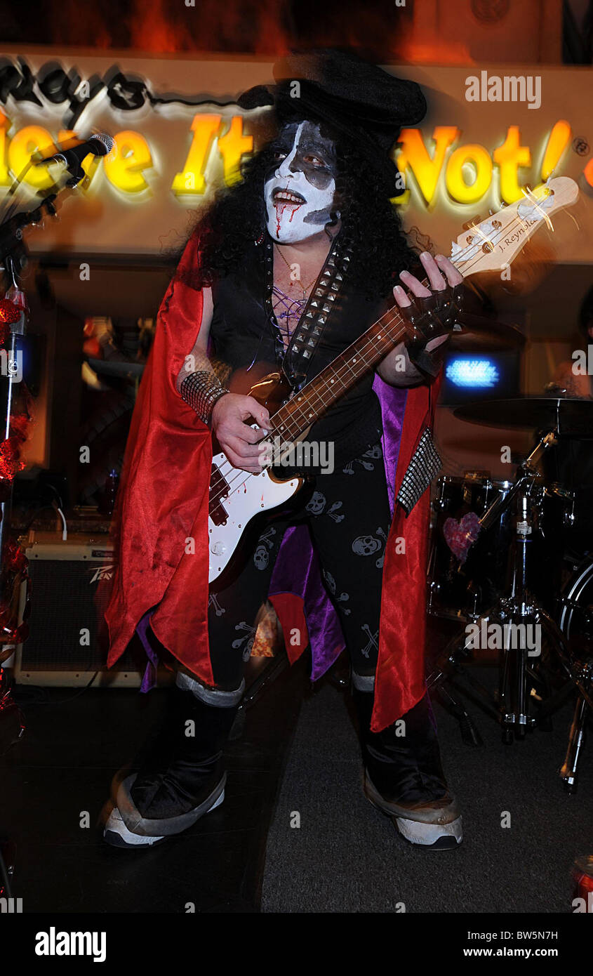 Mini Kiss Performs at Ripley's Believe It or Not Stock Photo - Alamy