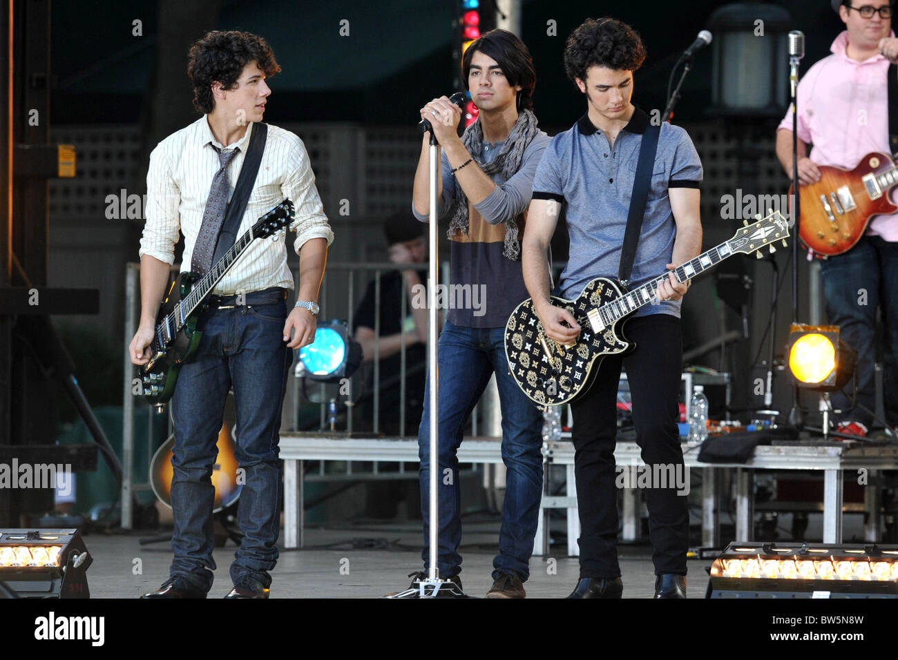 The Jonas Brothers in Concert on ABC's Good Morning America Stock Photo ...