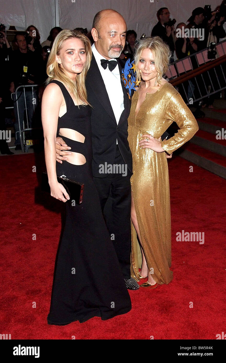 Superheroes: Fashion and Fantasy Gala Stock Photo - Alamy